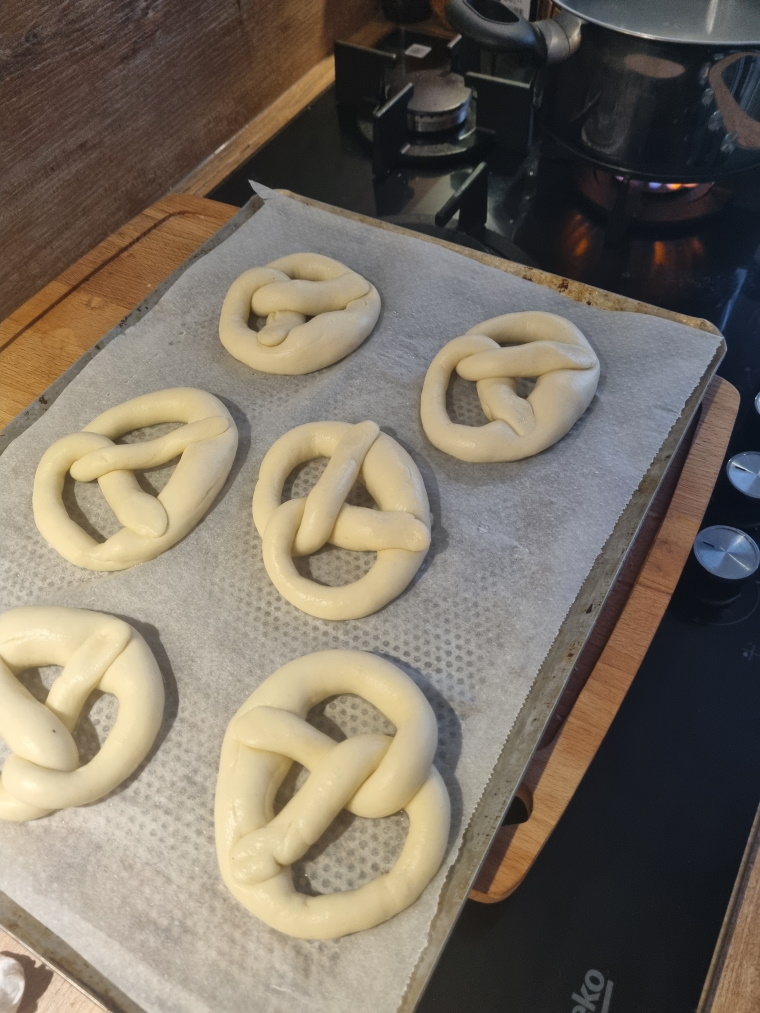 Bretzel au fromage - recette de Christophe Felder