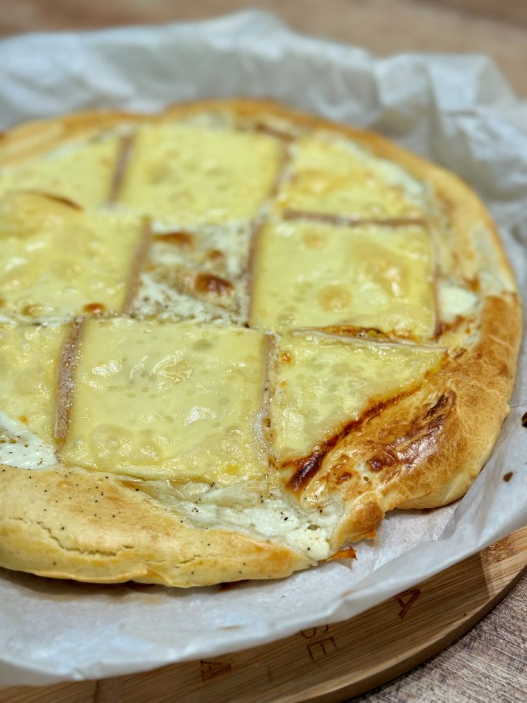 Flamiche à la raclette - recette de tarte salée
